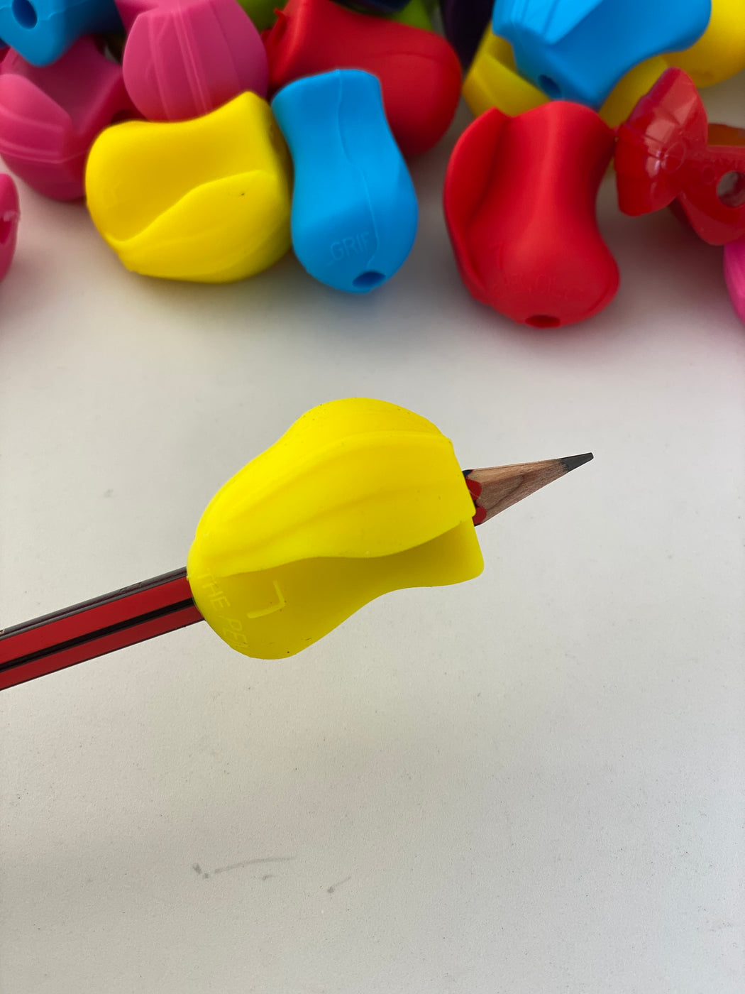 Crossover Pencil Grip for Writing — The OT Store
